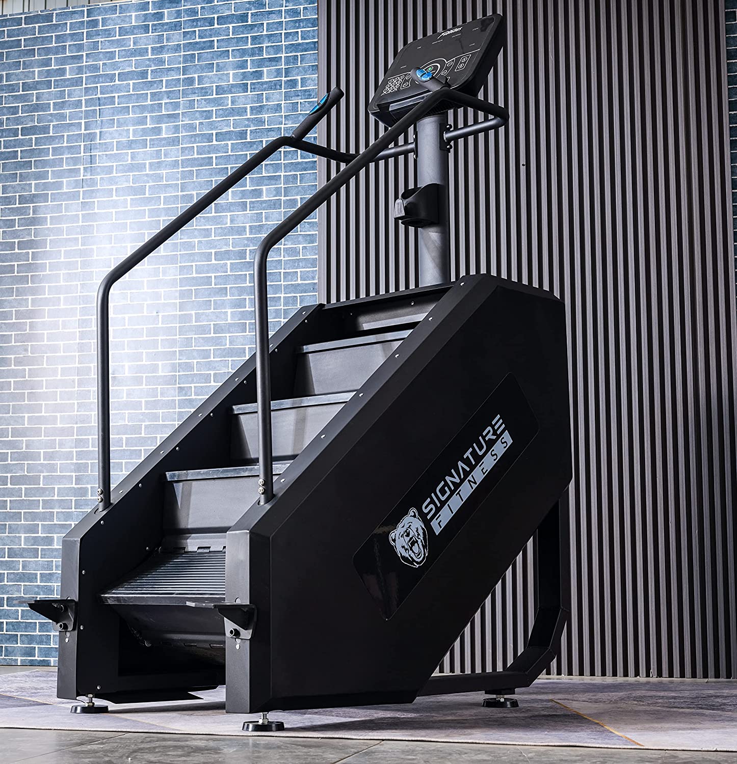 Signature Fitness SF-C2 Continuous Climber Commercial Grade Stair Step ...